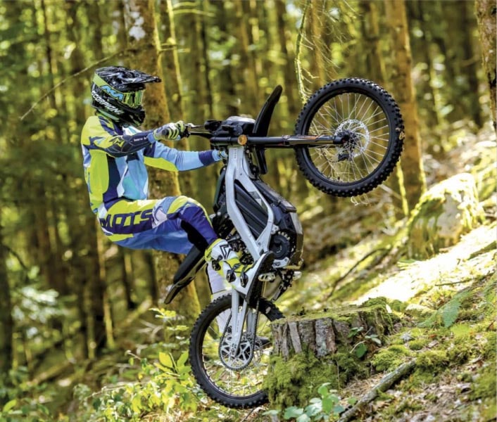 ESSAI - SUR-RON LIGHT BEE