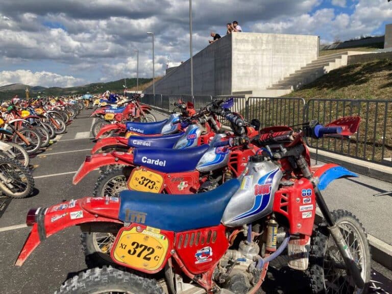 Trophée Enduro Vintage 2024 : Stephane Peterhansel vainqueur scratch